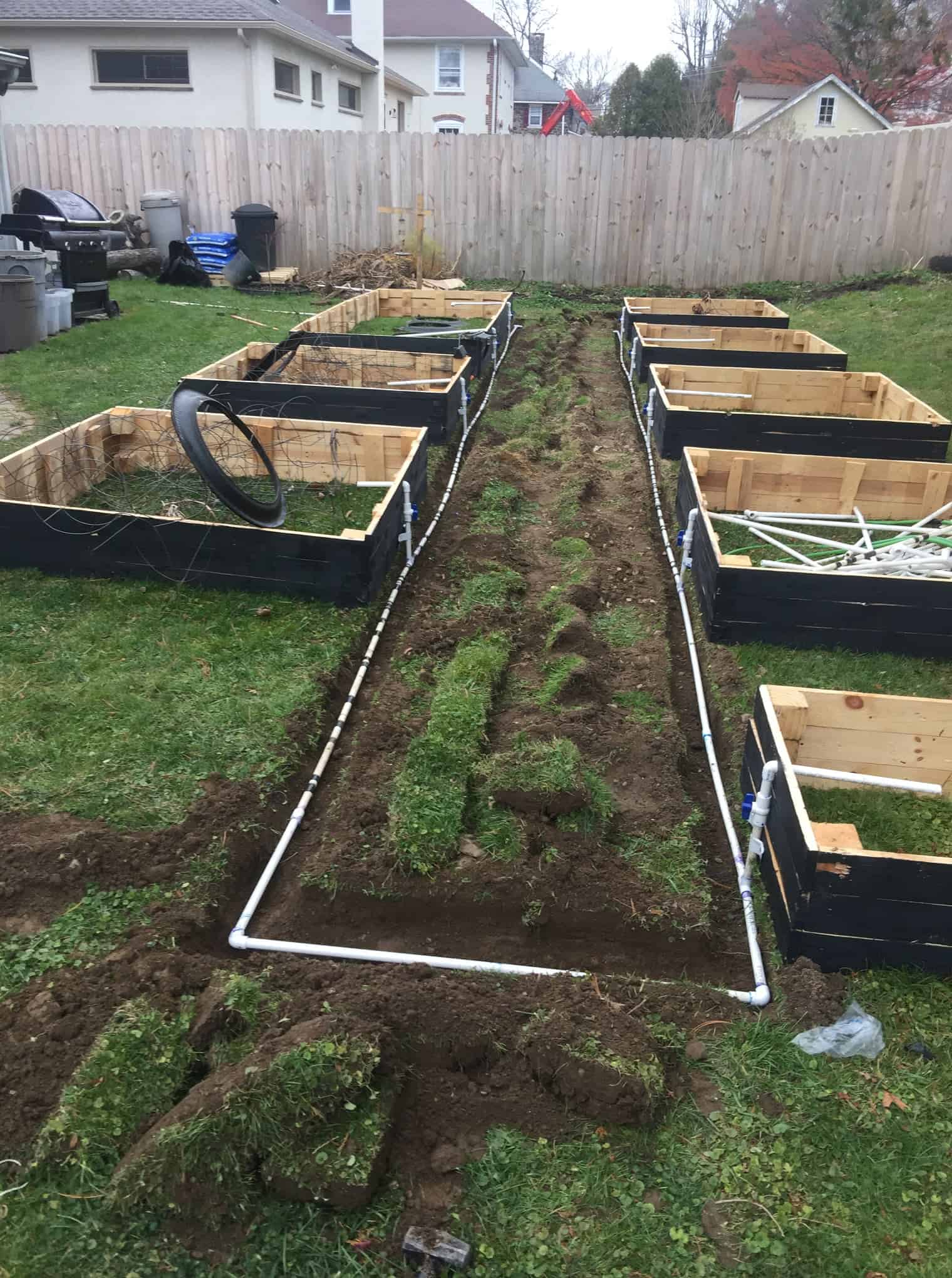 How to Set Up a DIY Drip Irrigation System for Raised Garden Beds - The ...