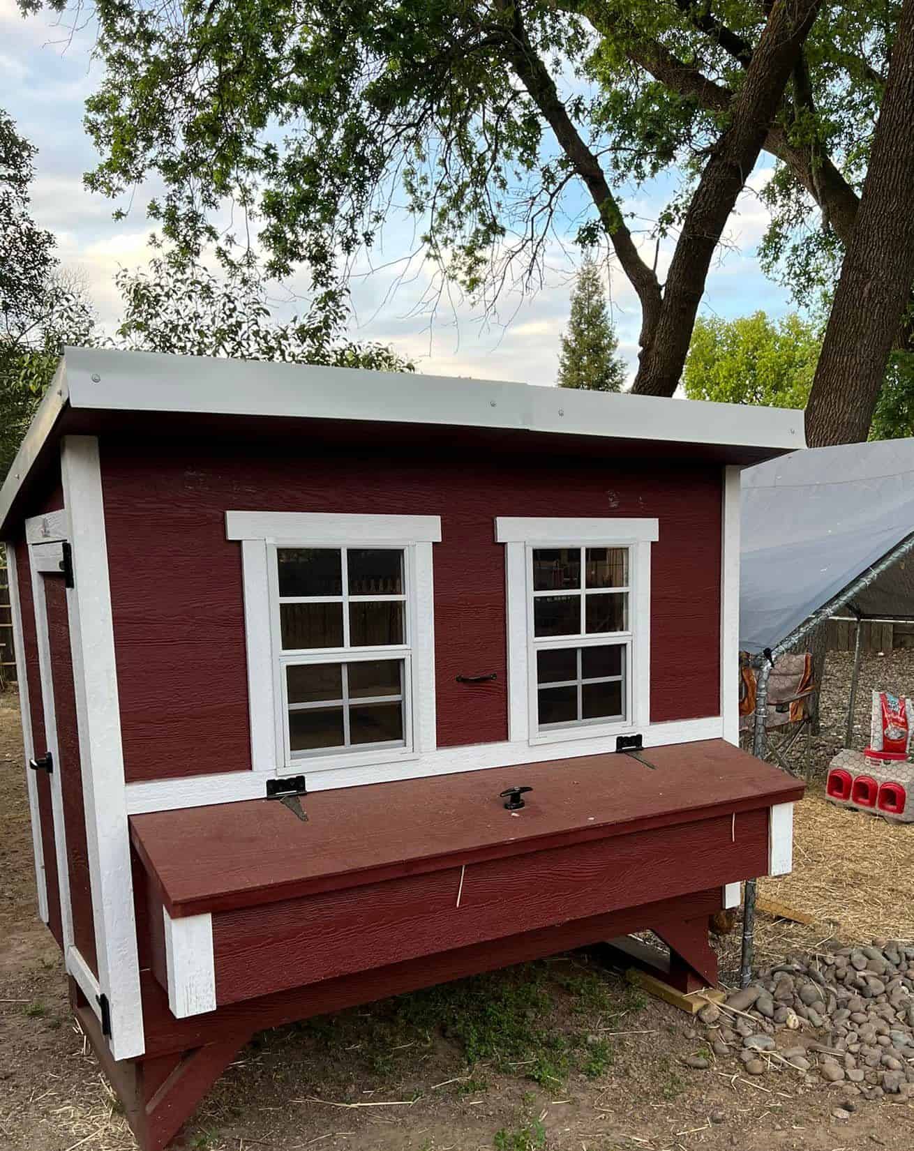 Small-Animal Housing Kits for Urban Homesteads: Coops, Hutches & Cages ...