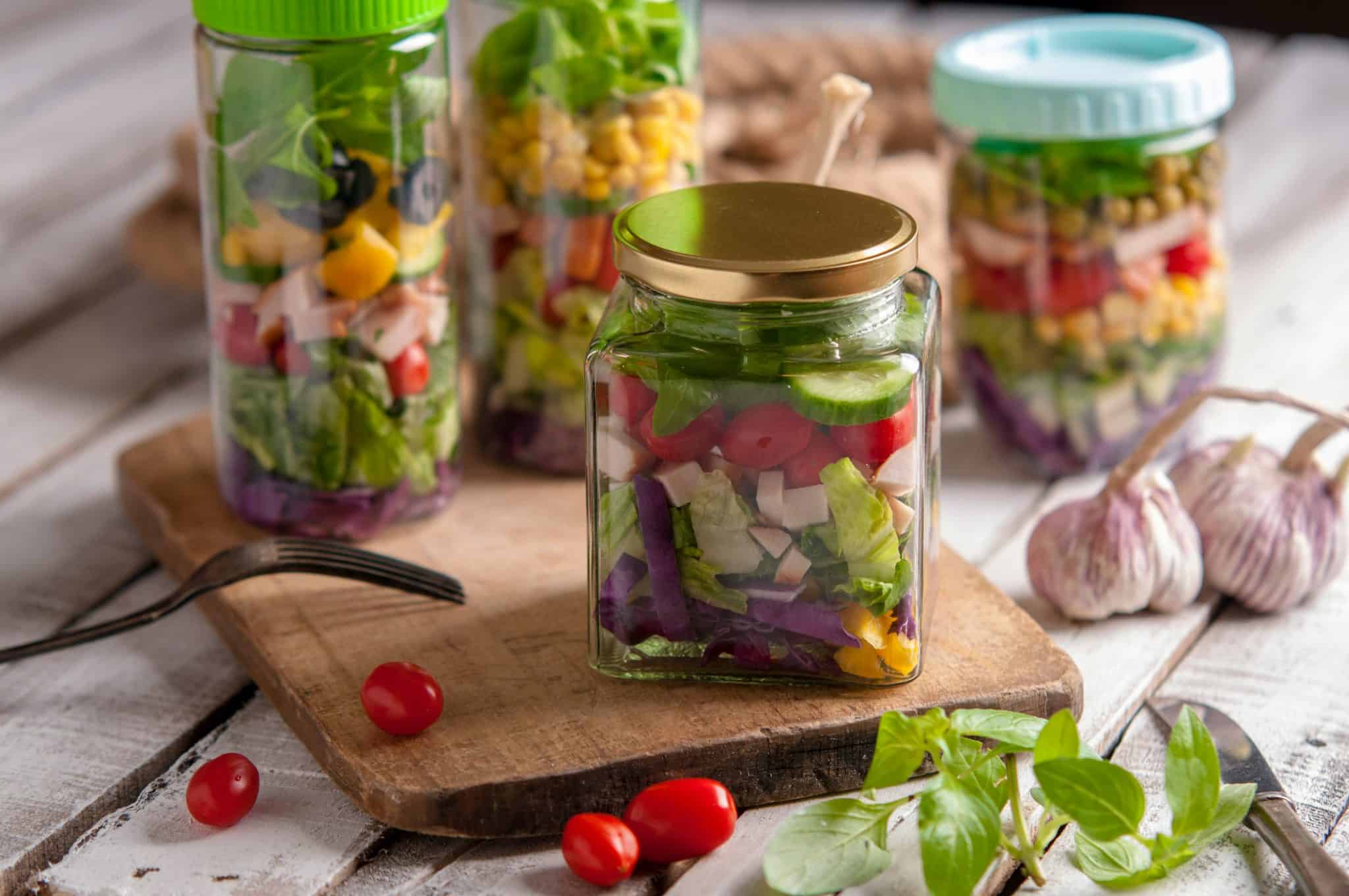 12 Mason Jar Meals with Fresh Ingredients You Can Grow or Find Locally ...
